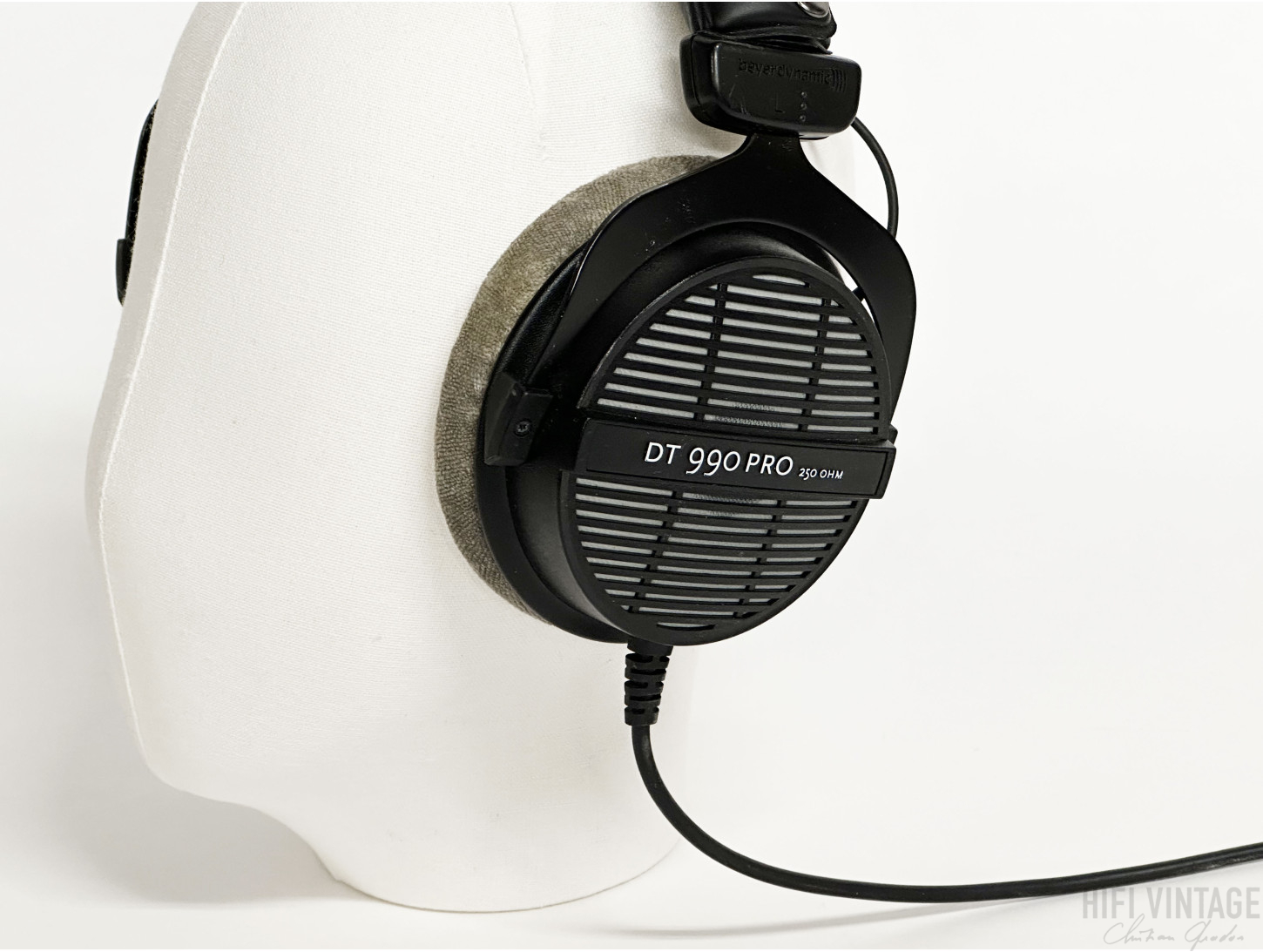 BEYER DYNAMIC DT-990-PRO
