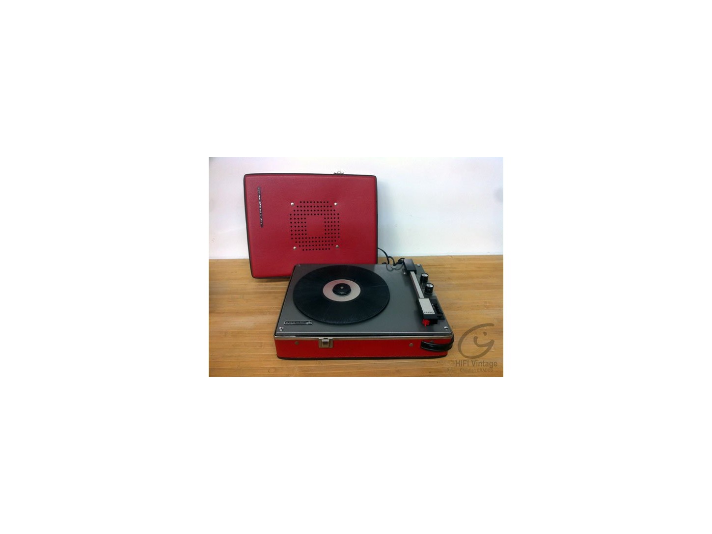 La voie de son maitre electrophone rouge Hifi vintage réparateur